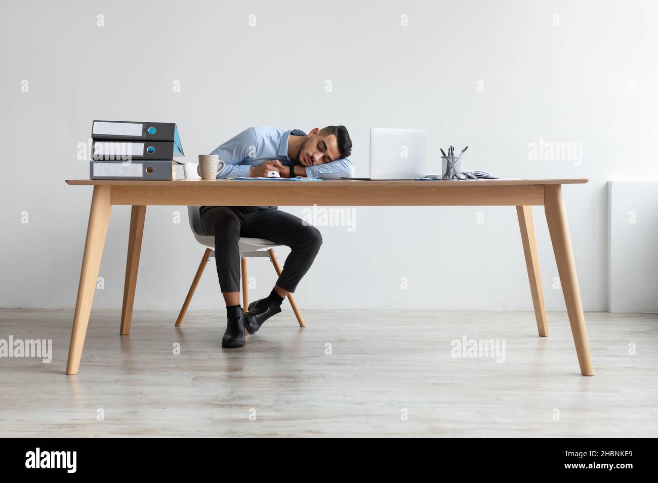 Bad sleep man muslim hi-res stock photography and images - Alamy