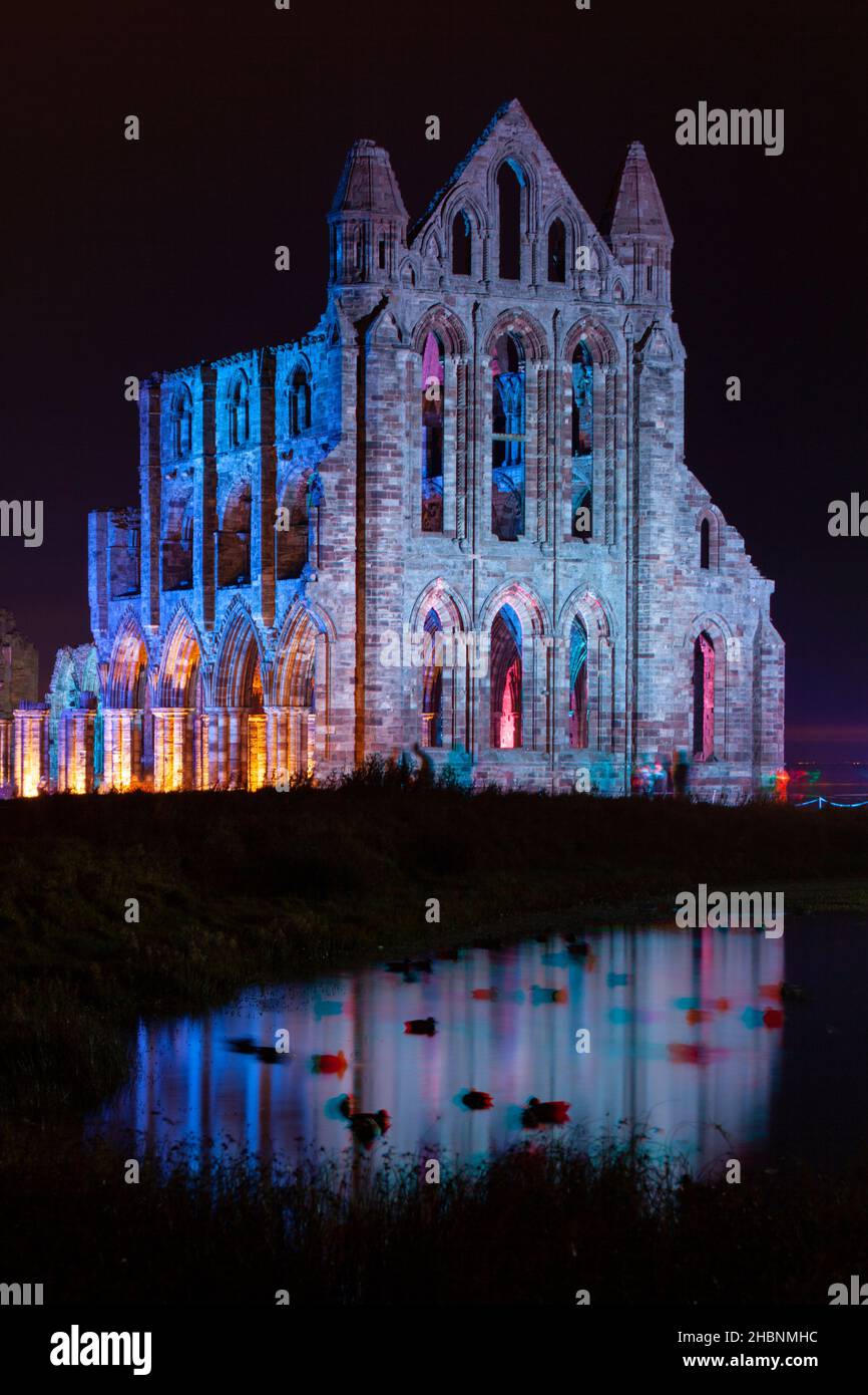 Whitby goth weekend hi-res stock photography and images - Alamy