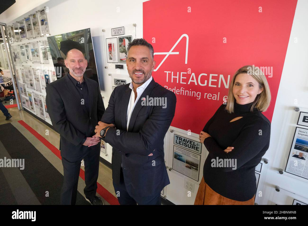 Los Angeles, California, USA. 1st Dec, 2021. (L to R) Mauricio Umansky ...