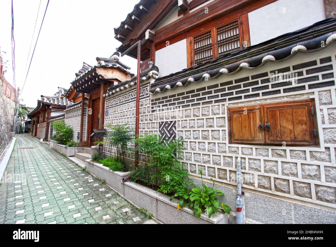 Bukchon hanok village shops hi-res stock photography and images - Alamy