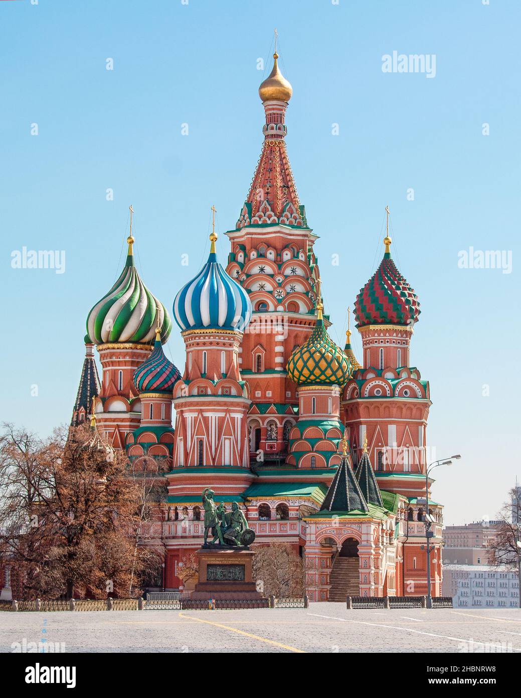 St Basils Cathedral in Red Square, one of the oldest and largest ...