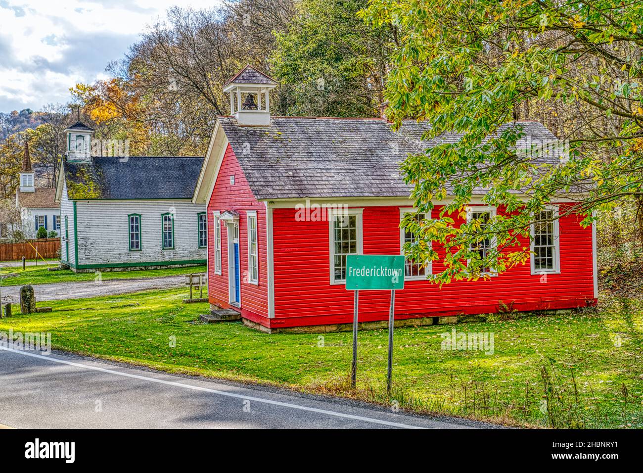 One room schoolhouse 19th century hi-res stock photography and images ...