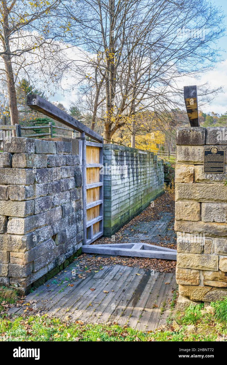Ohio eirie canal hi-res stock photography and images - Alamy