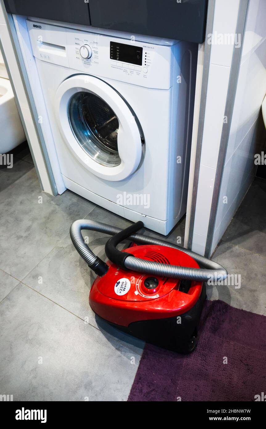 Beko washing machine hi-res stock photography and images - Alamy