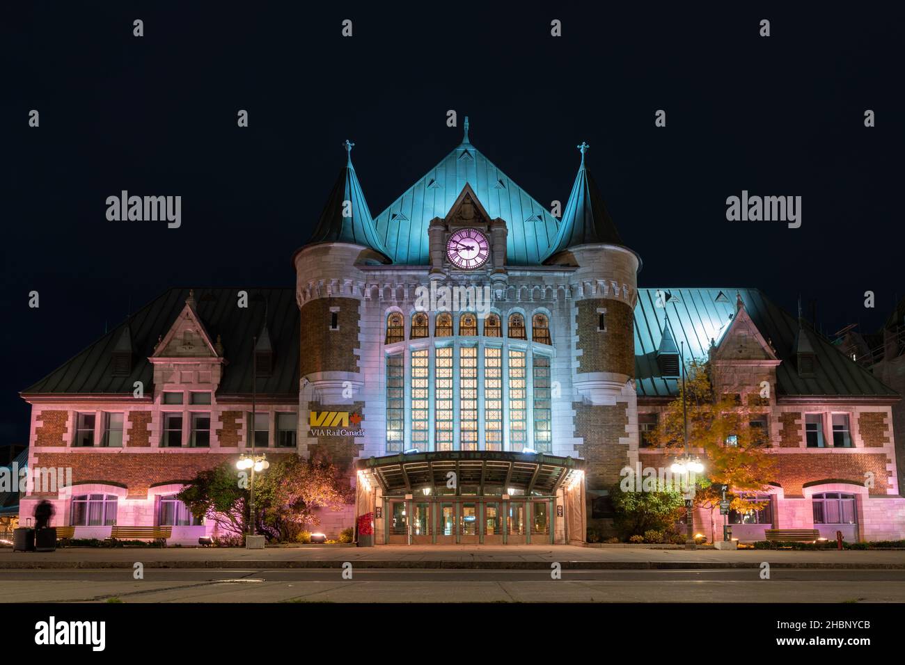 Palace station quebec hi-res stock photography and images - Alamy