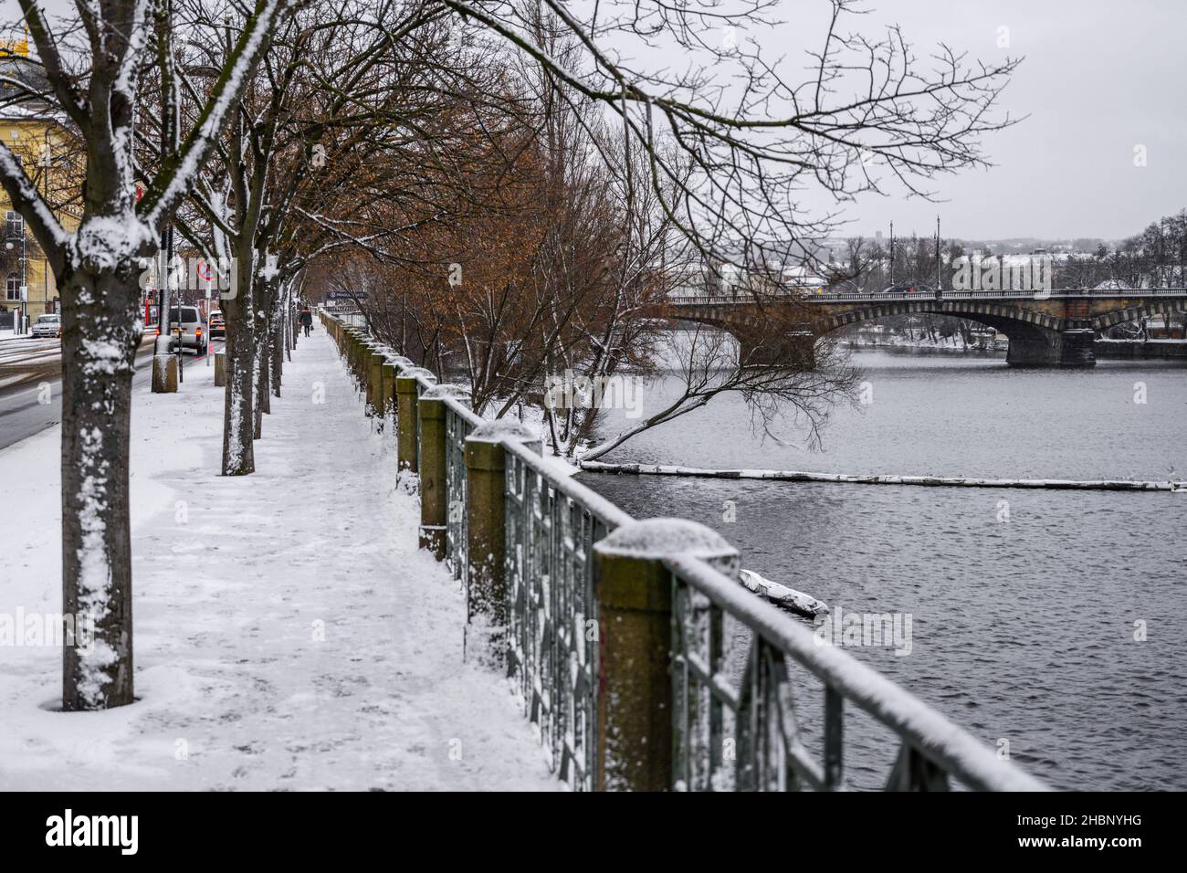 Christmas on the embankment hi-res stock photography and images - Alamy
