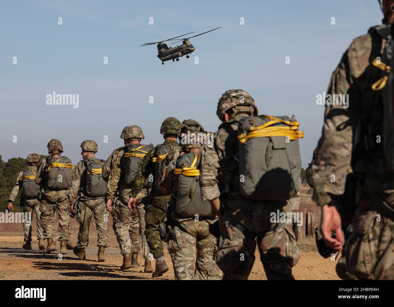 A CH-47 Chinook assigned to the 82nd Combat Aviation Brigade descends ...