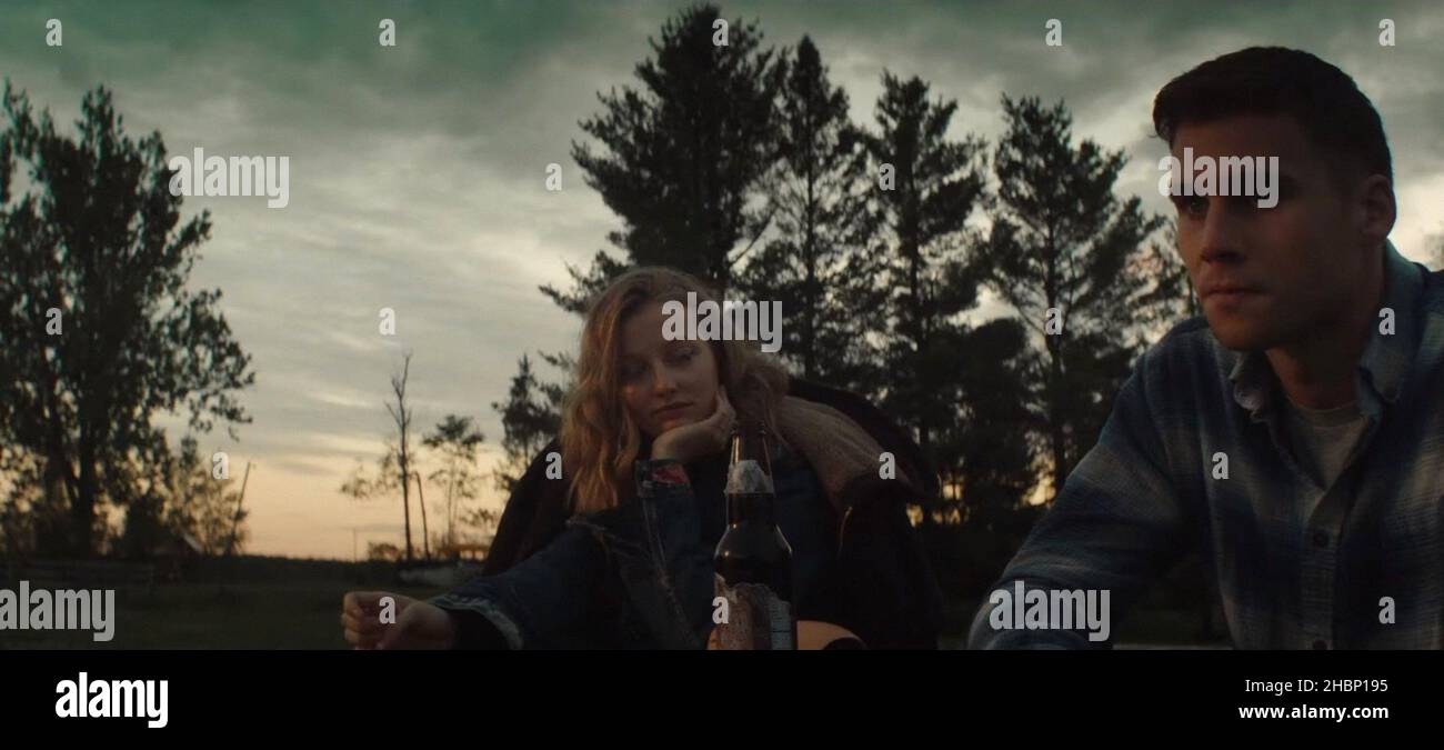 HURT, from left: Emily Van Raay, Andrew Creer, 2021. © Gravitas ...