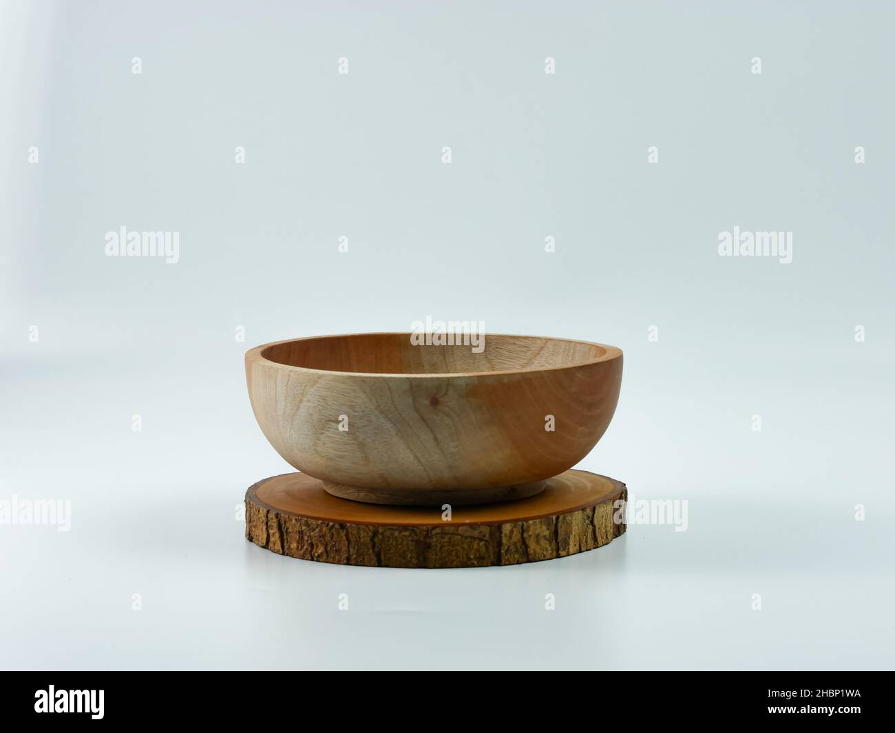 Empty wooden bowl side view hi-res stock photography and images - Alamy
