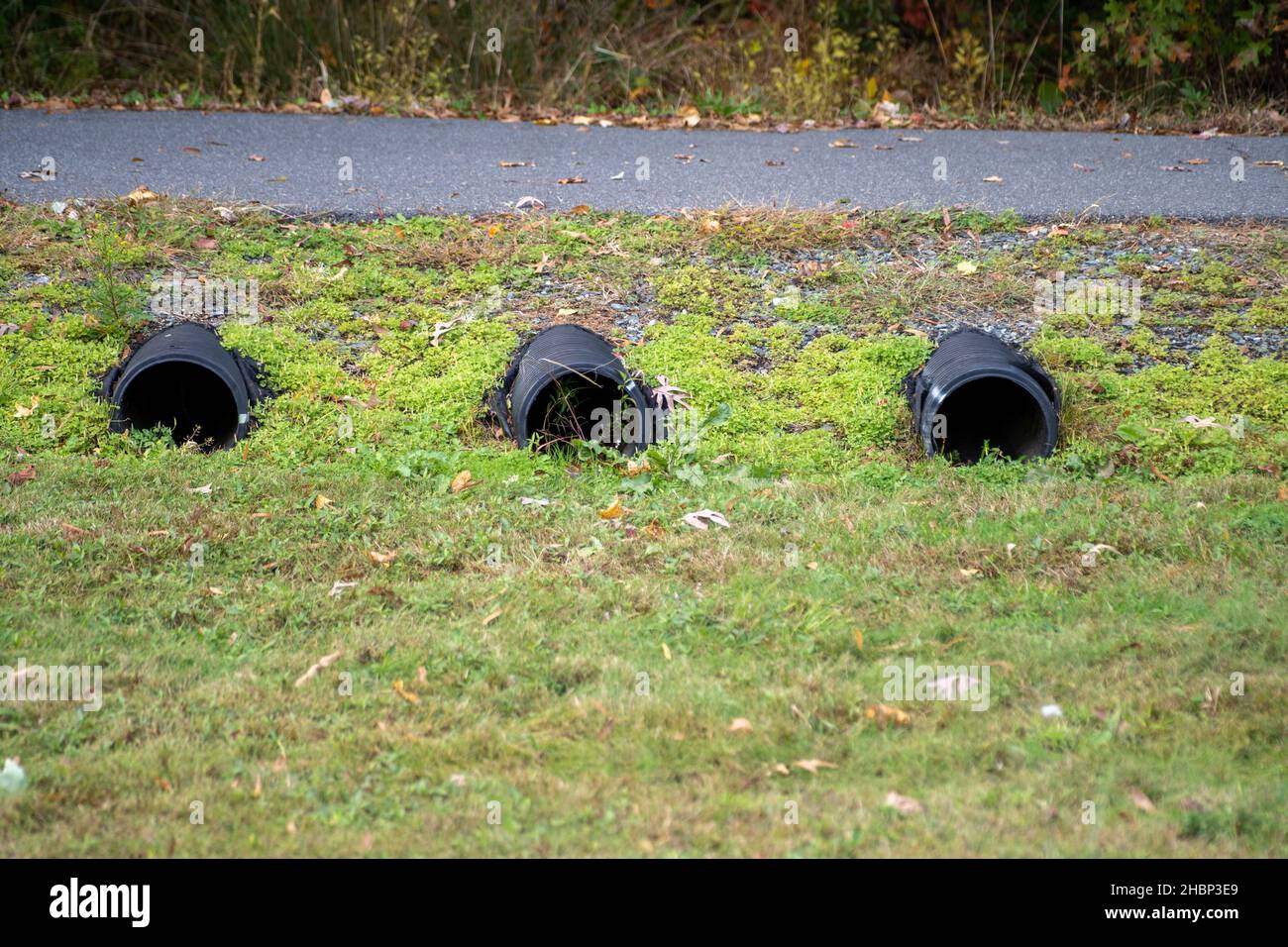 Three pipes hi-res stock photography and images - Alamy