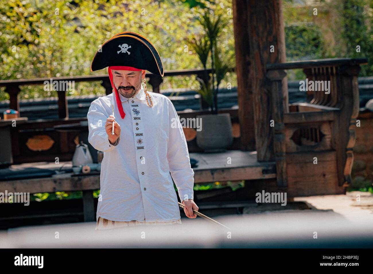 THE HUNGRY AND THE HAIRY, RO Hong-chul, (Season 1, aired in the US on ...