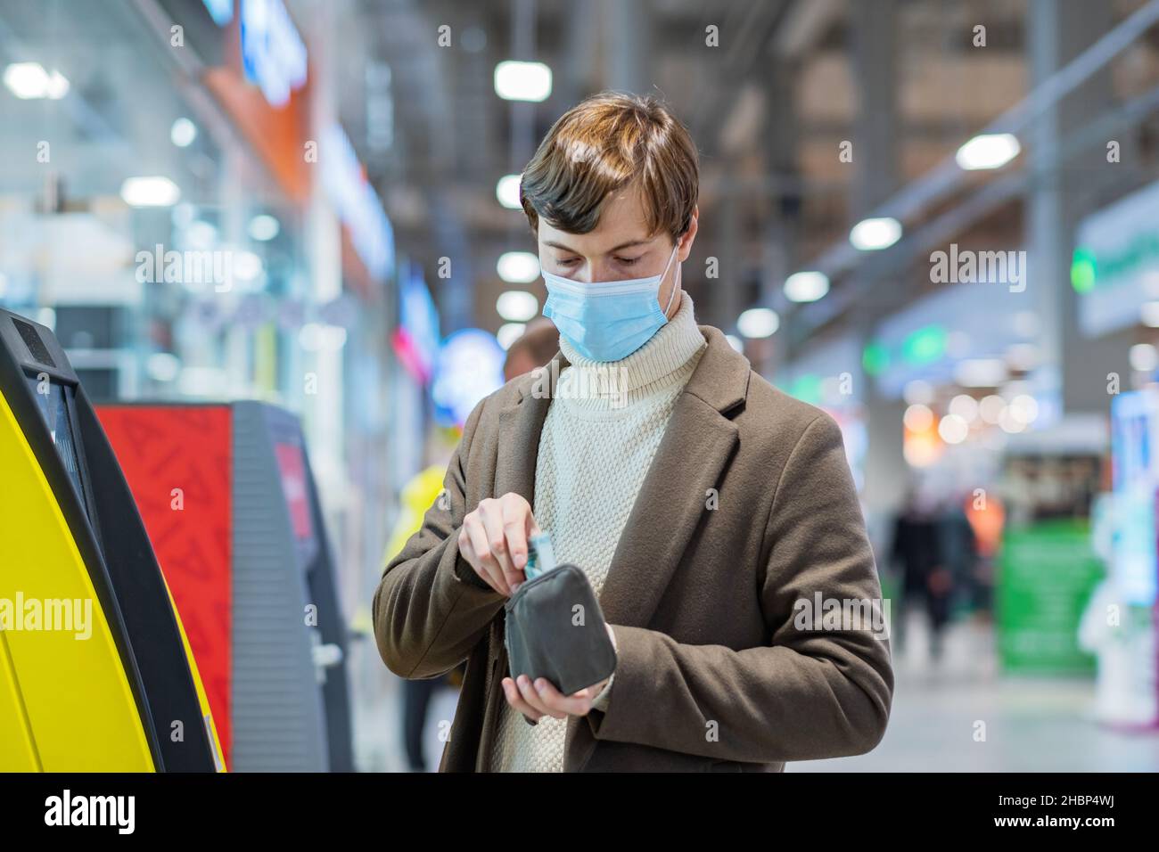 Successful man hi-res stock photography and images - Alamy