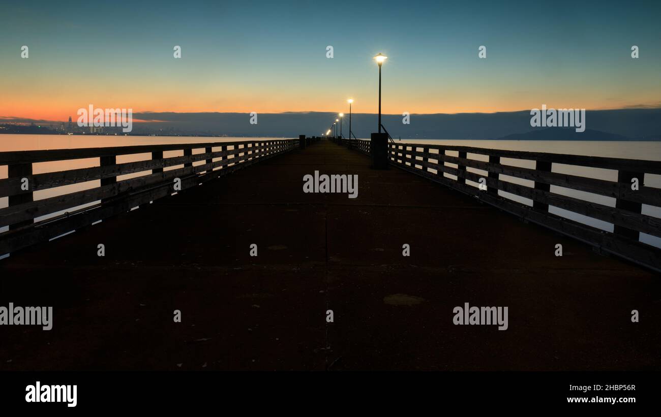 Berkeley pier hi-res stock photography and images - Alamy