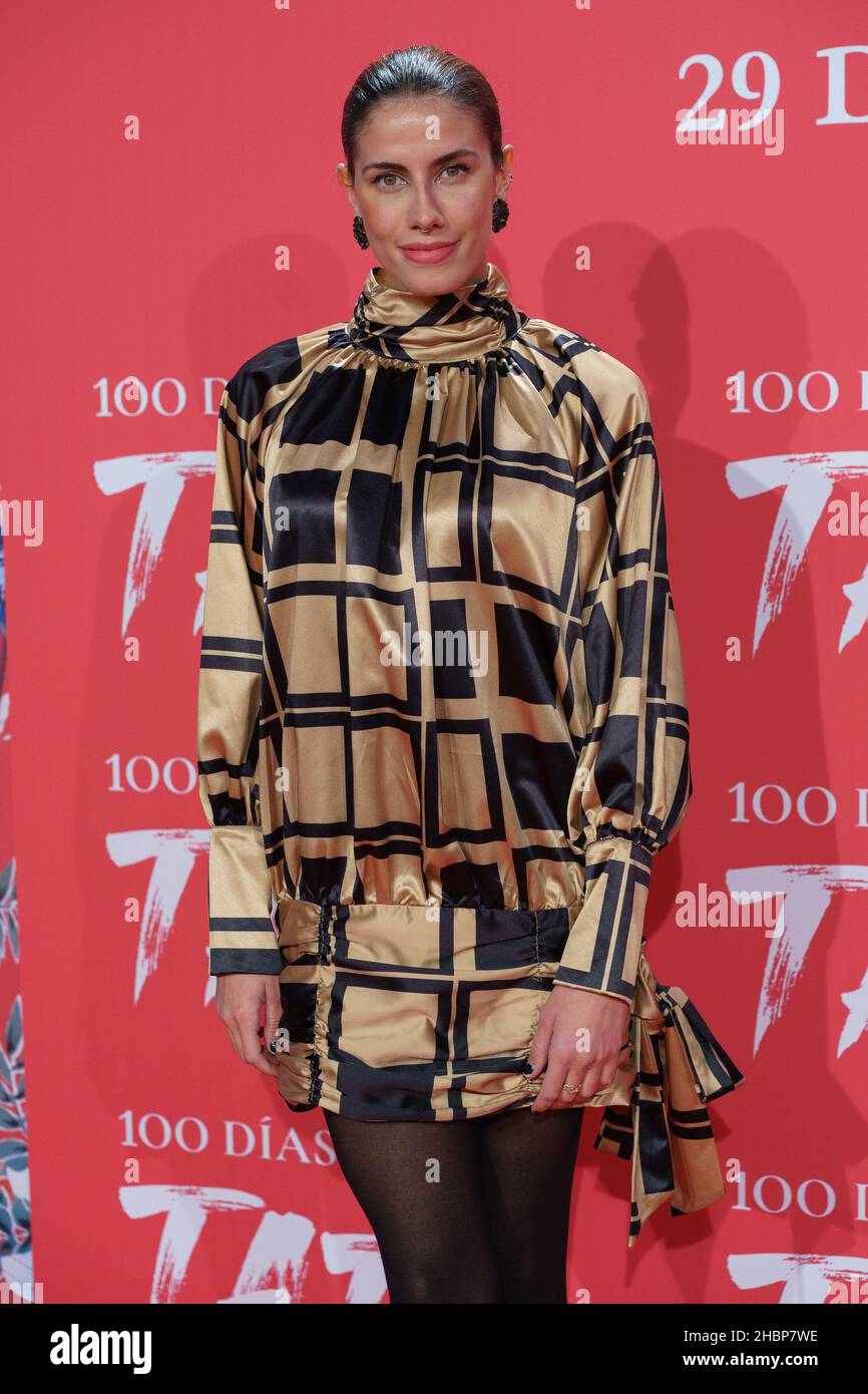 100 dias con la tata hi-res stock photography and images - Alamy