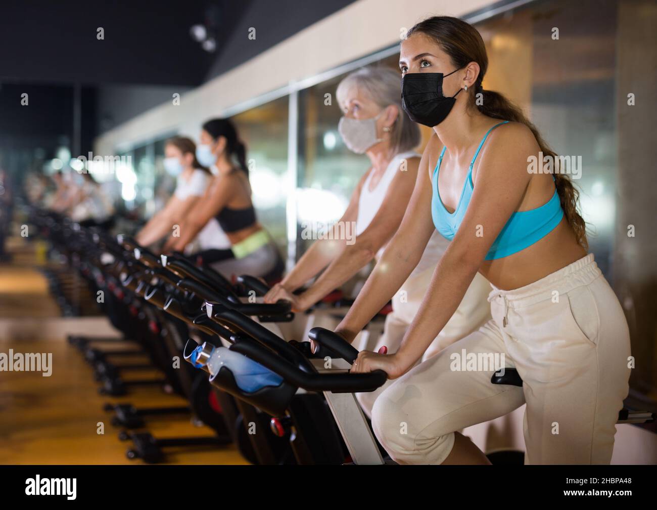 Indoor cycling class hi-res stock photography and images - Alamy