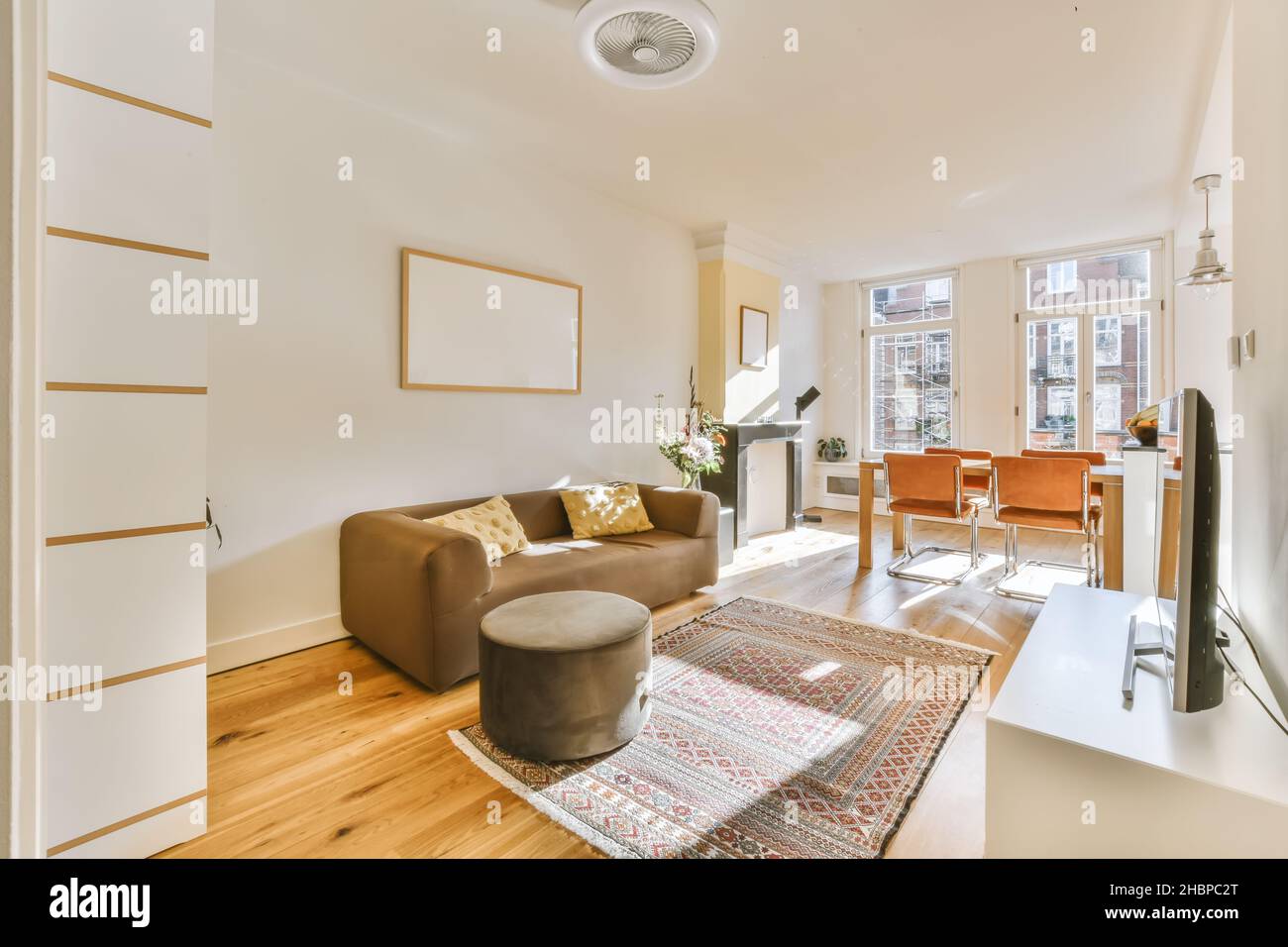 Padded room hi-res stock photography and images - Alamy