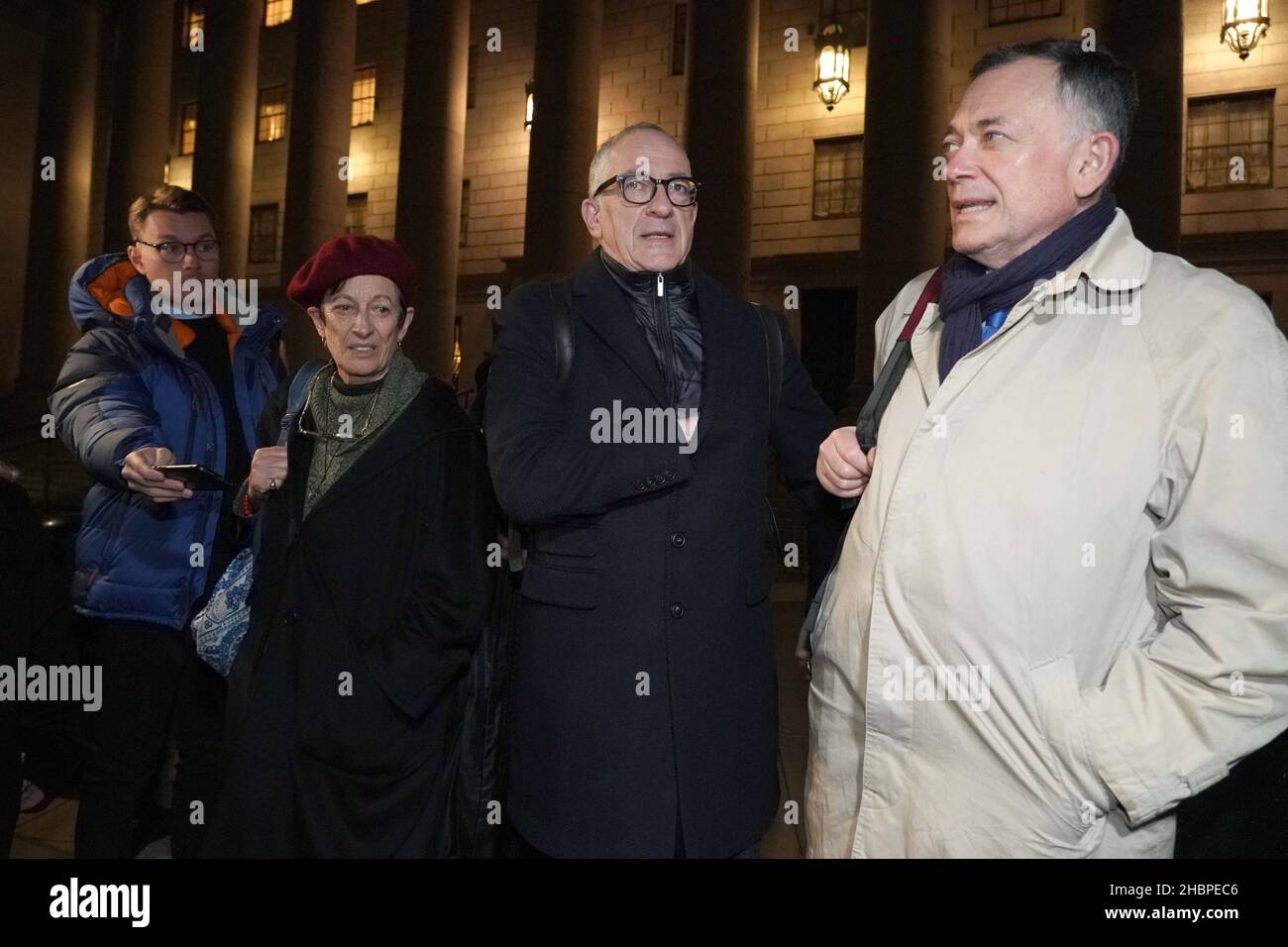 New York, United States. 19th Dec, 2021. Ghislaine Mawell's siblings ...