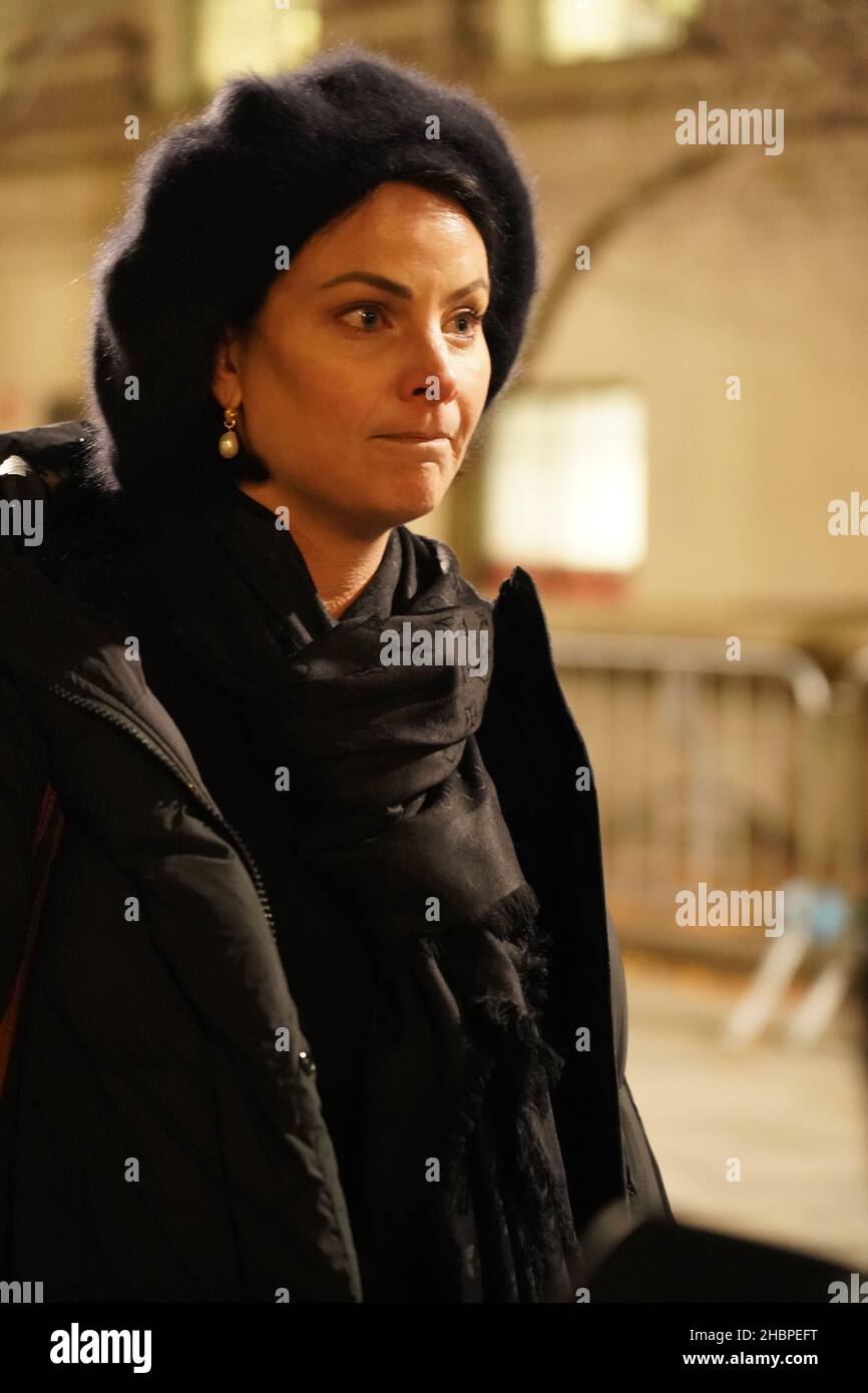 Sarah ransome hi-res stock photography and images - Alamy