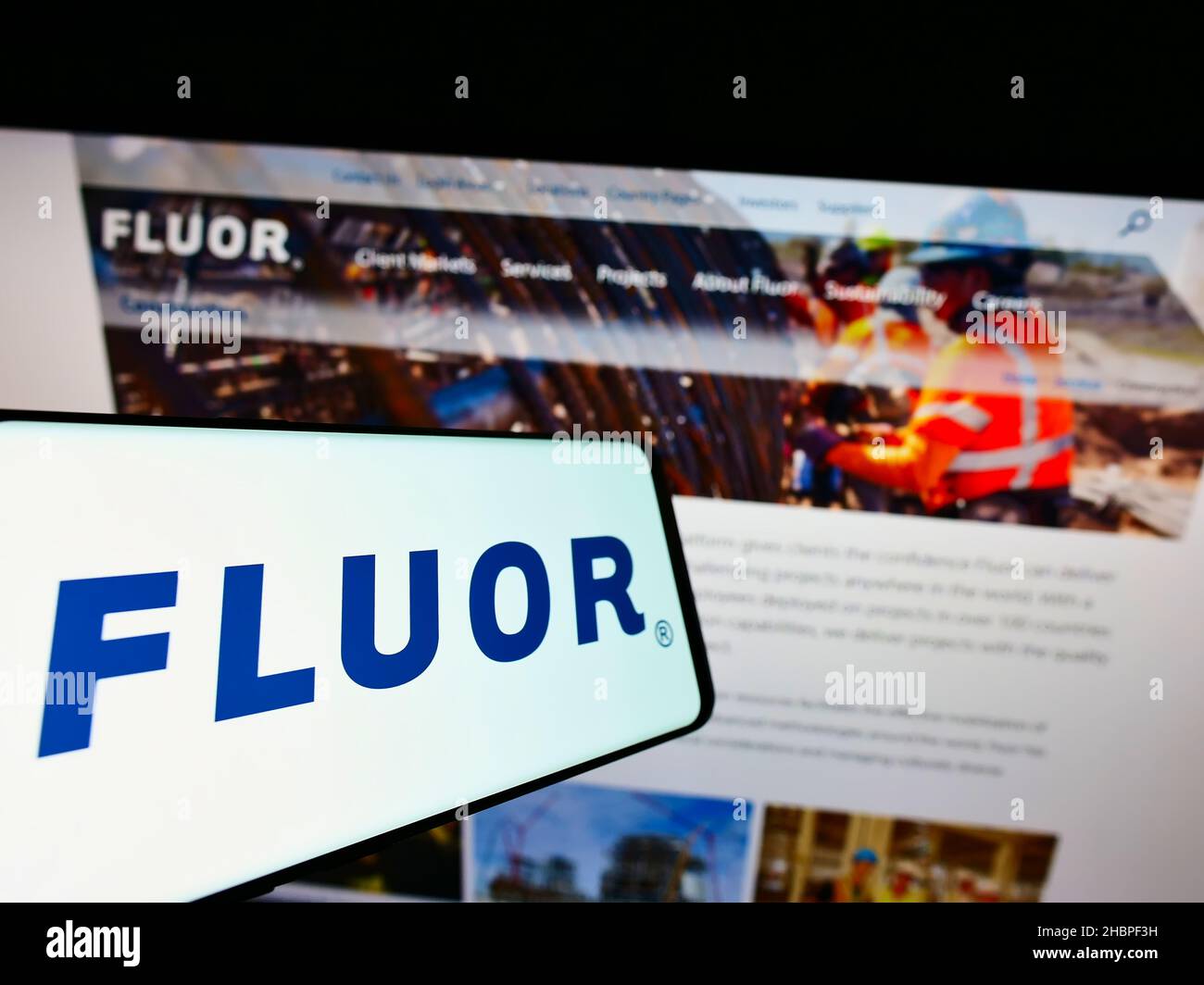 Fluor Logo
