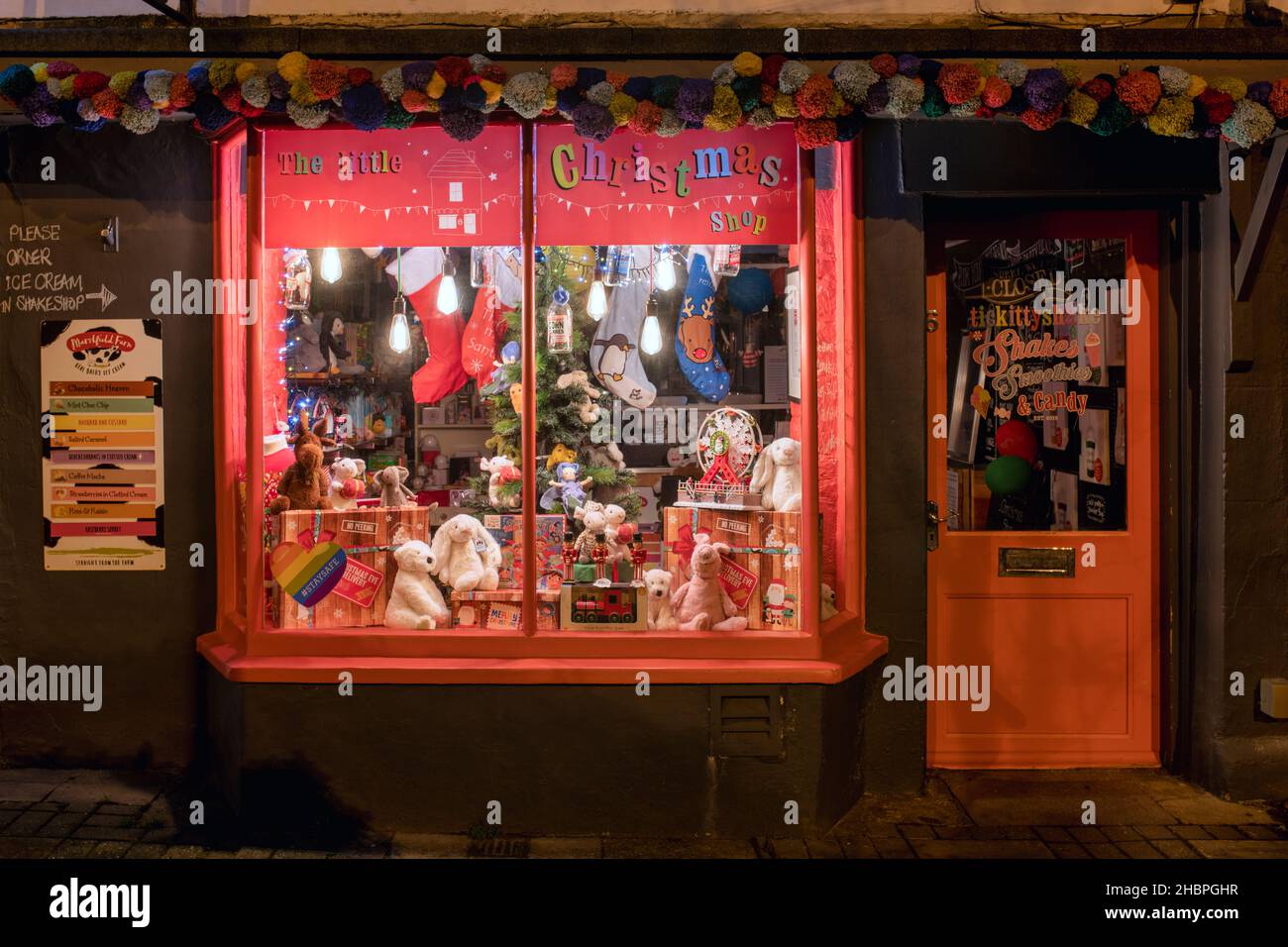 The little christmas shop with christmas decorations along Middle Row ...