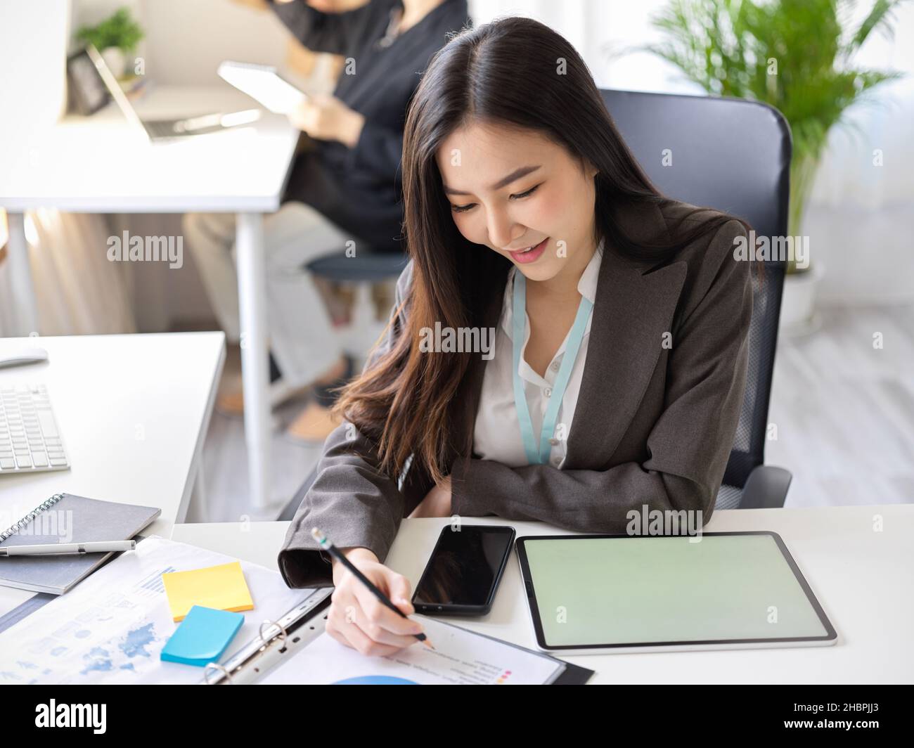 Banker consultant hi-res stock photography and images - Alamy