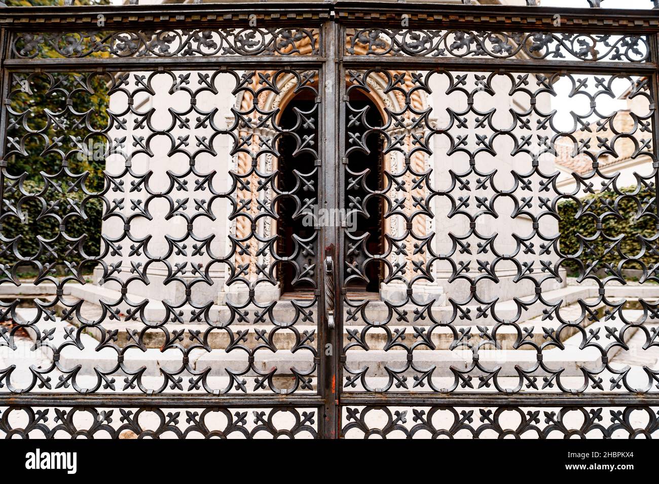 Wavy metal gate hi-res stock photography and images - Alamy