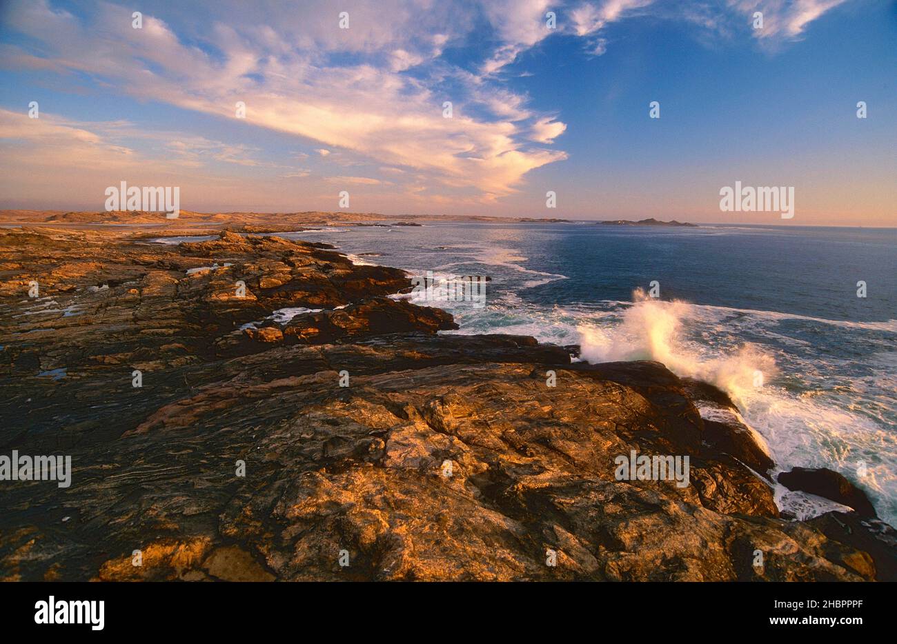 Dias-Point, Küste, Atlantik, Abenddämmerung, bei Lüderitz, Namibia ...