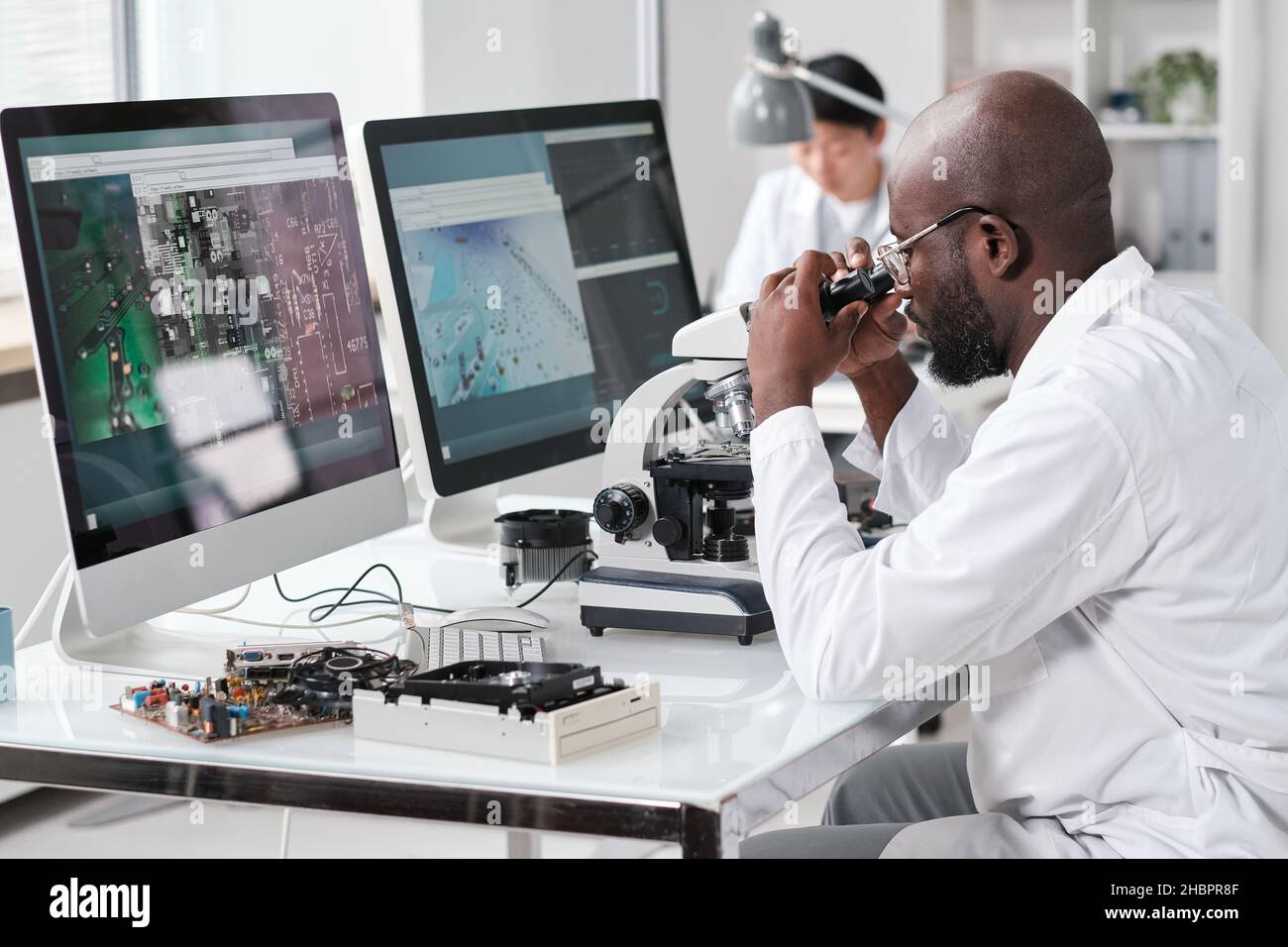 Microscope details hi-res stock photography and images - Alamy