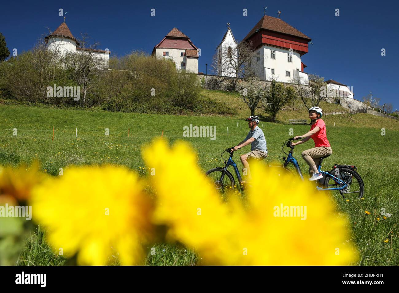 Velofahrer High Resolution Stock Photography and Images - Alamy