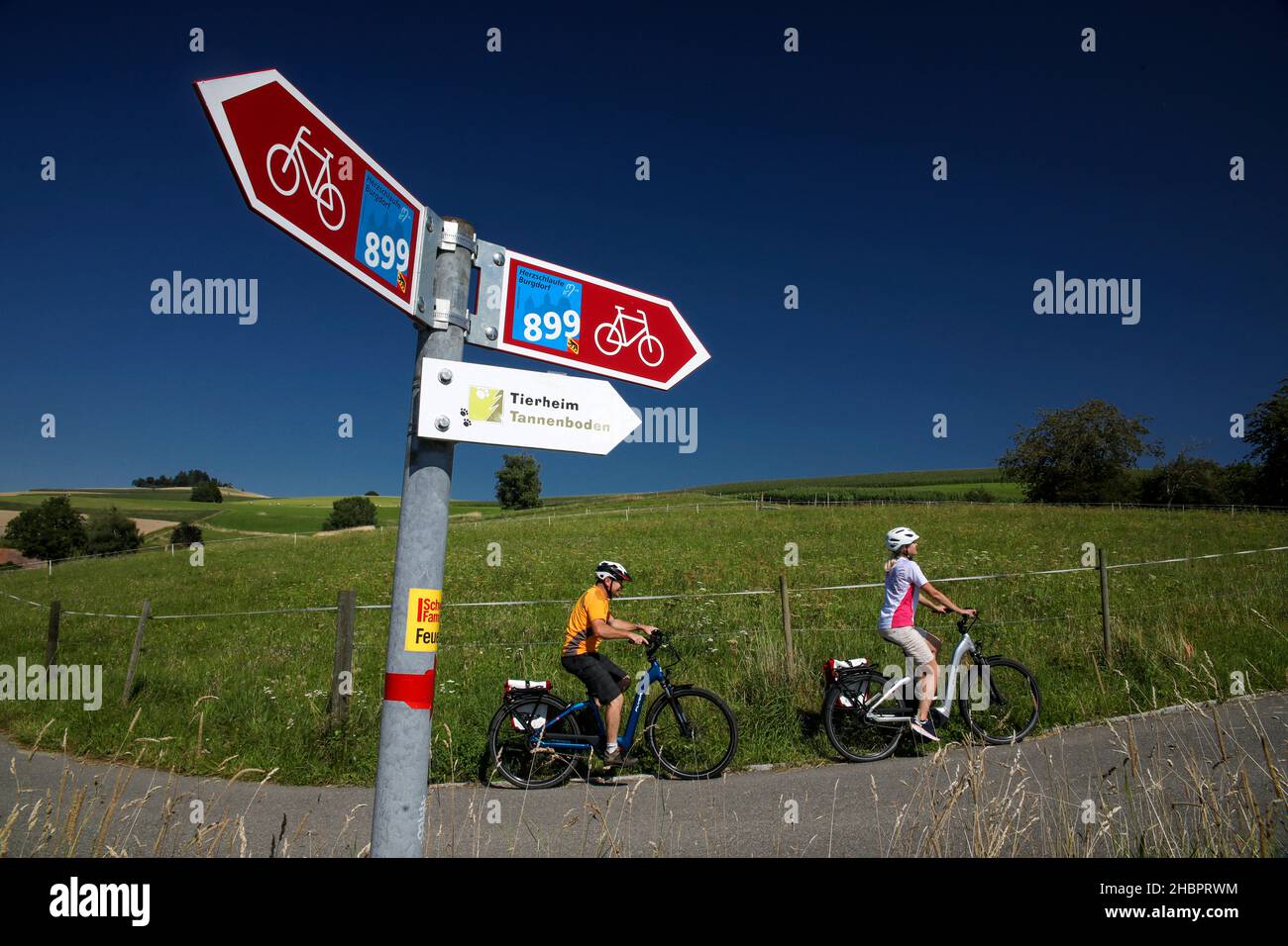 Velofahrer hi-res stock photography and images - Alamy