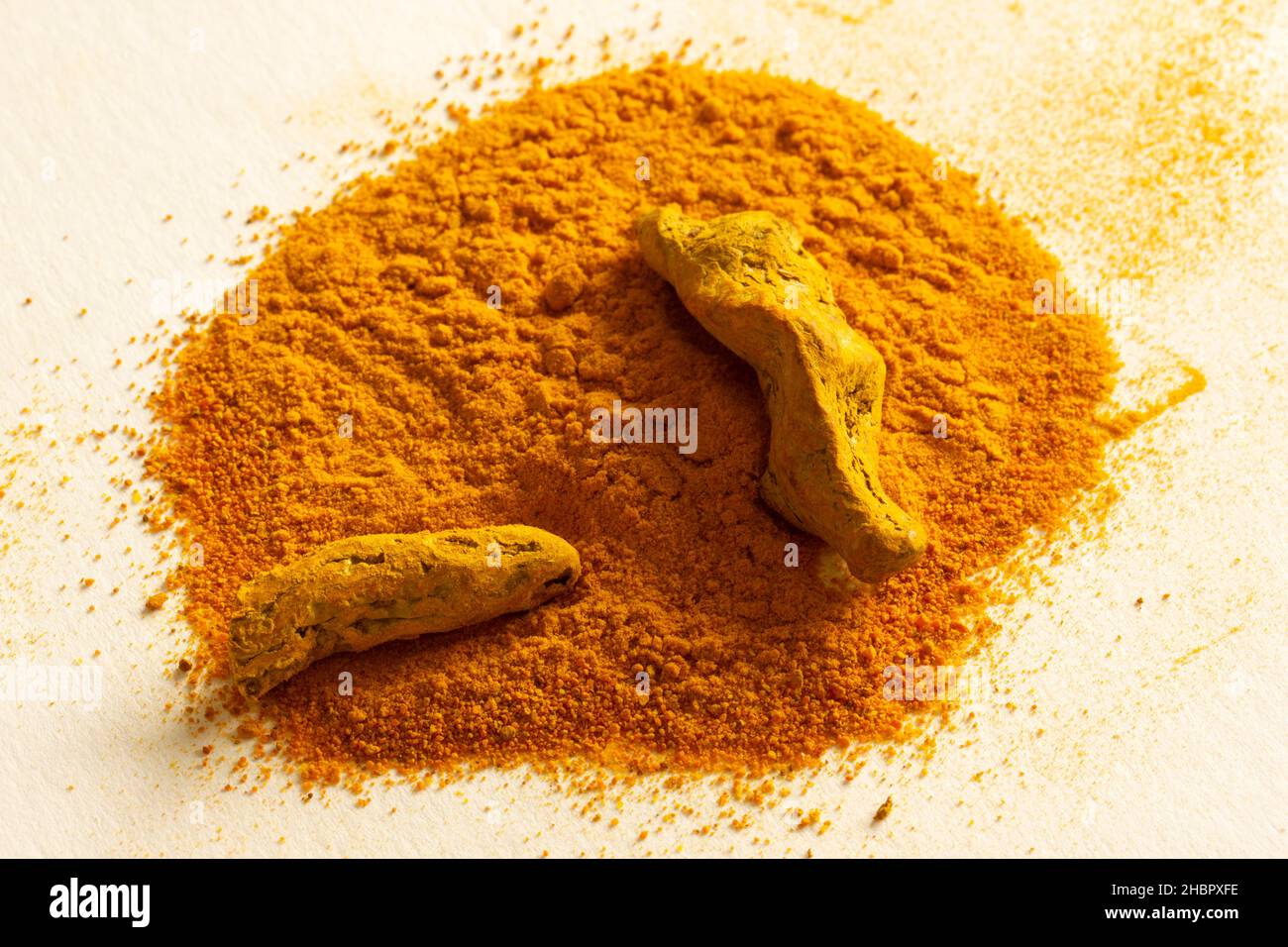 Turmeric stick and powder. Complementary medicine Stock Photo - Alamy