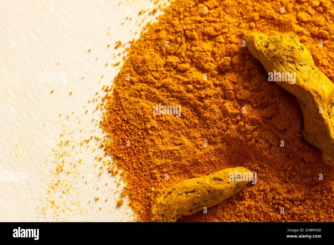 Turmeric stick and powder. Complementary medicine Stock Photo - Alamy