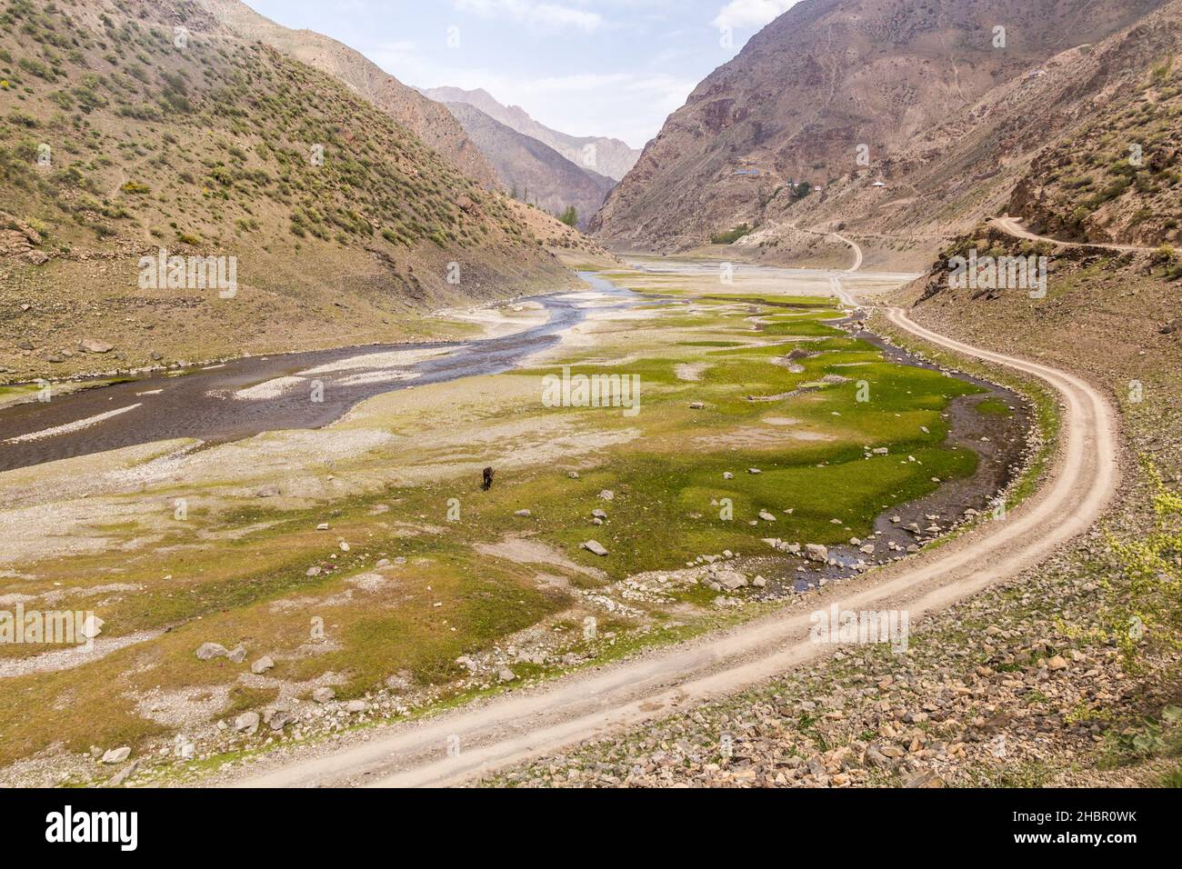 road-in-marguzor-haft-kul-in-fann-mountains-tajikistan-stock-photo-alamy