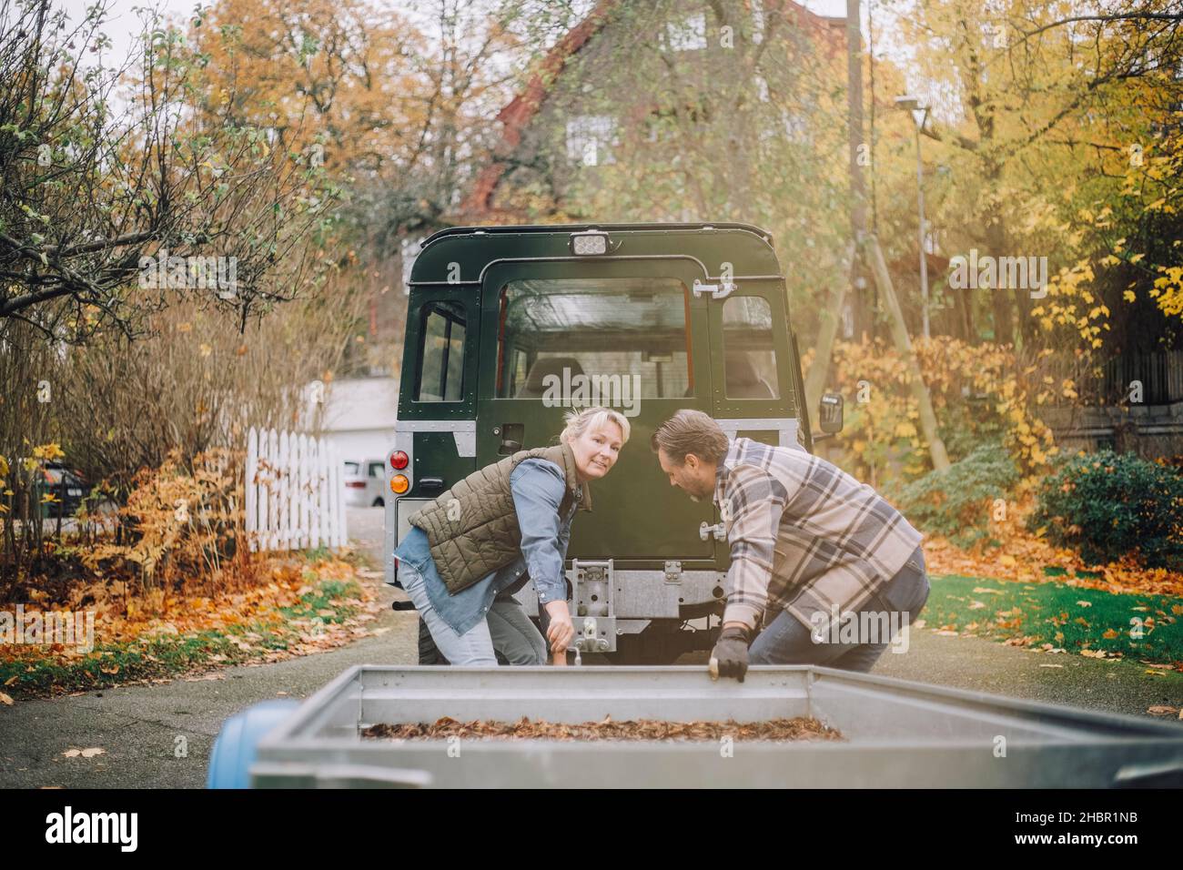 Towing pulling trailer hi-res stock photography and images - Alamy