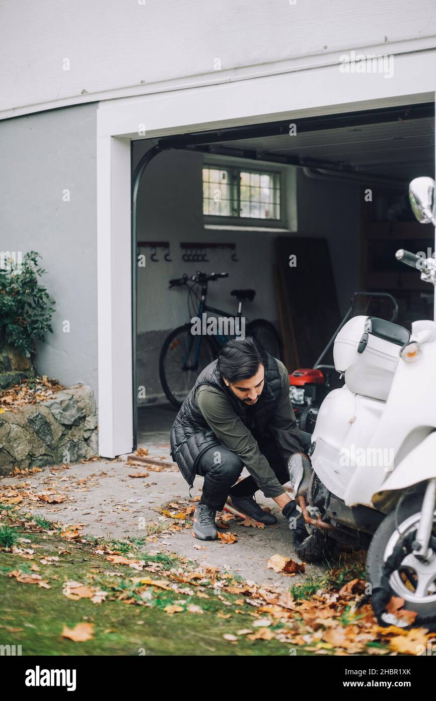 Scooter with lock hi-res stock photography and images - Alamy