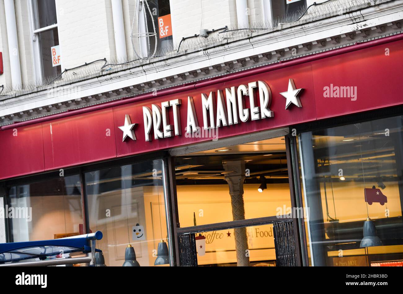 A Pret A Manger cafe in East Street Brighton , England UK Stock Photo ...