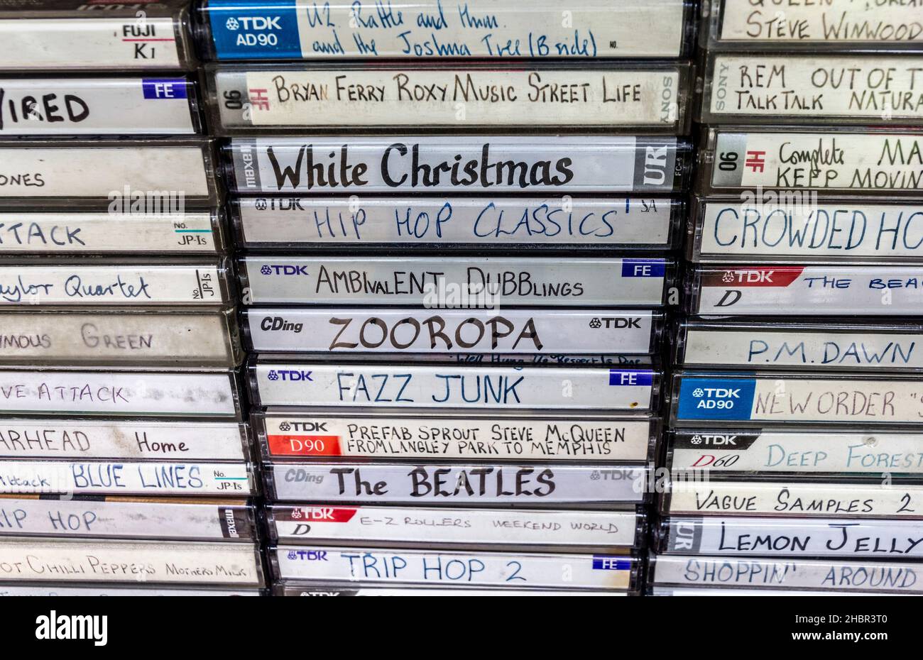 Stack cassette tapes hi-res stock photography and images - Alamy