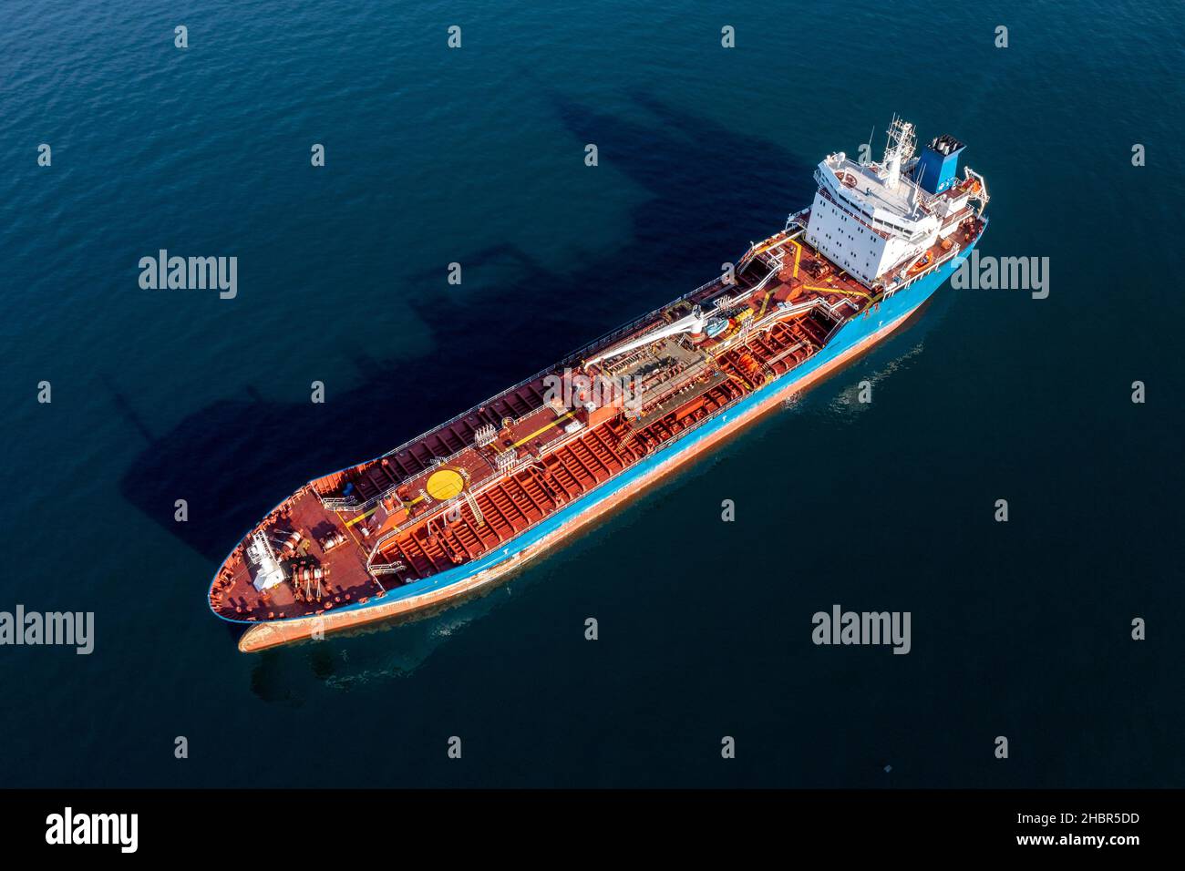 Top view of a marine tanker in the sea Stock Photo - Alamy