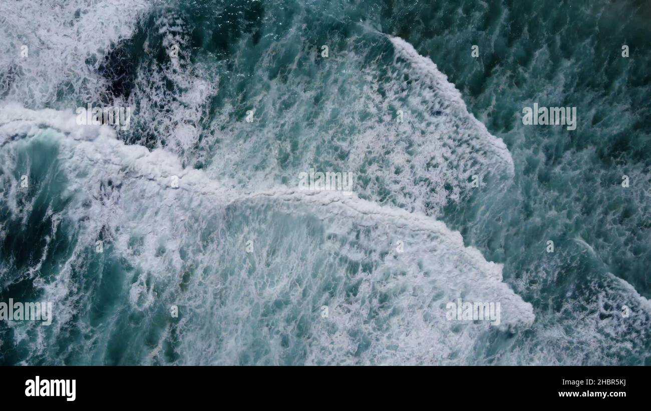 4k waves hi-res stock photography and images - Alamy