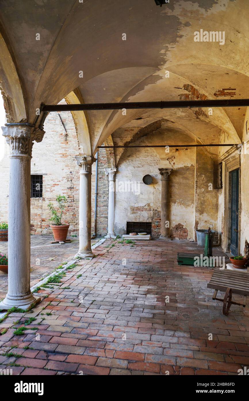 Palazzo massucci hi-res stock photography and images - Alamy