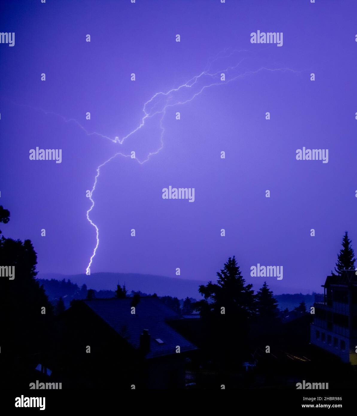 Lightning landscape hi-res stock photography and images - Alamy