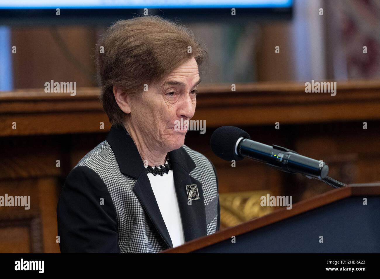 New York, New York, USA. 20th Dec, 2021. Liz Holtzman introduces Maria ...