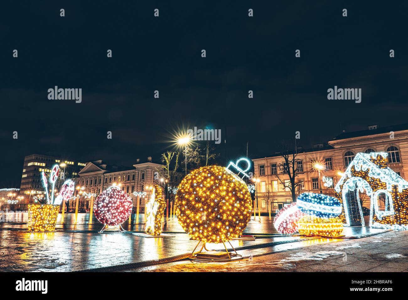 Lukiskiu square hi-res stock photography and images - Alamy
