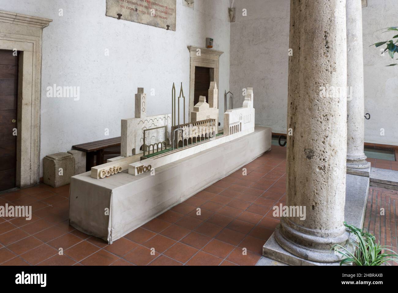 Palazzo dei Capitani courtyard, Ascoli Piceno, Marche, Italy, Europe ...