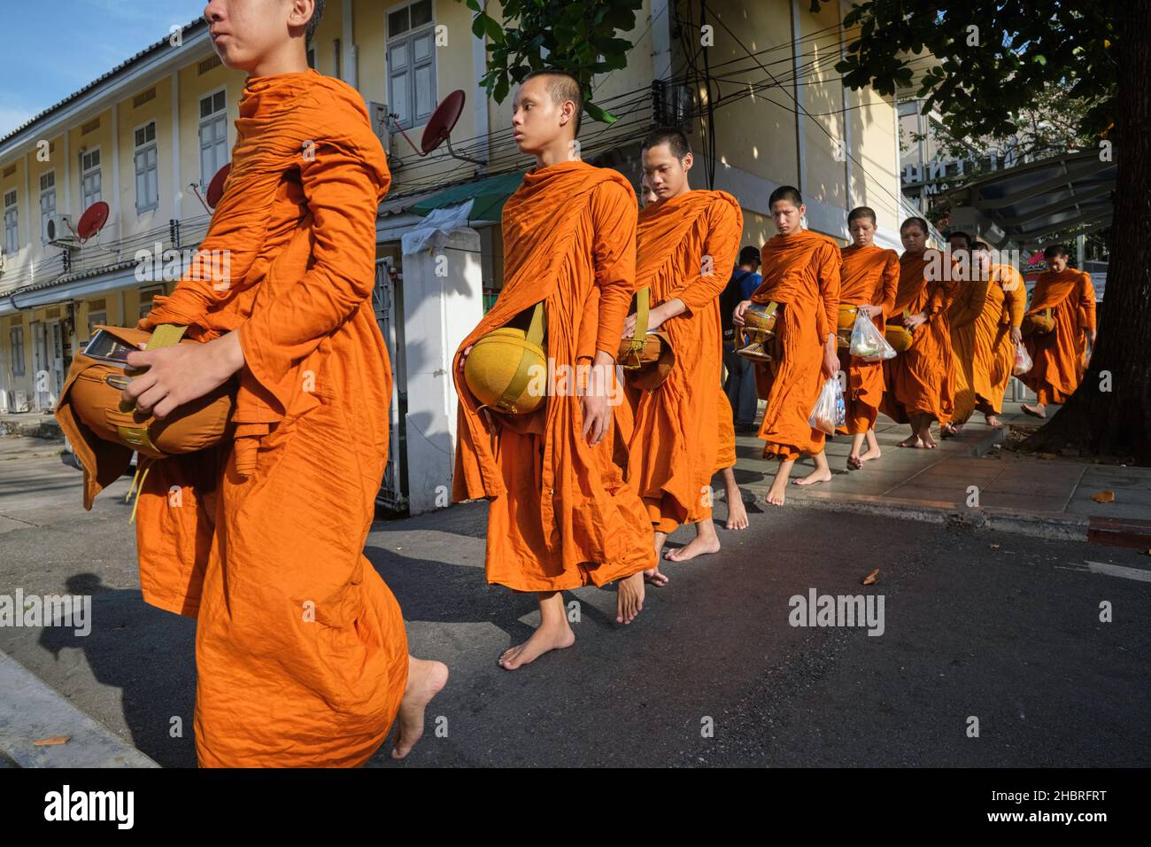 Novice monks buddhism hi-res stock photography and images - Alamy