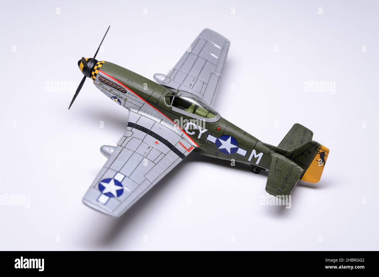 P-51D Mustang Aircraft Model Signed By Chuck Yeager At, 51% OFF