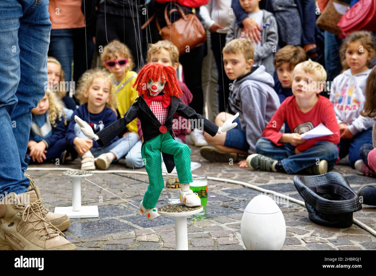 World puppet theatre festival hi-res stock photography and images - Alamy