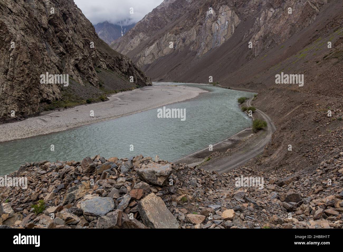 Beautiful bartang valley trekking hi-res stock photography and images ...