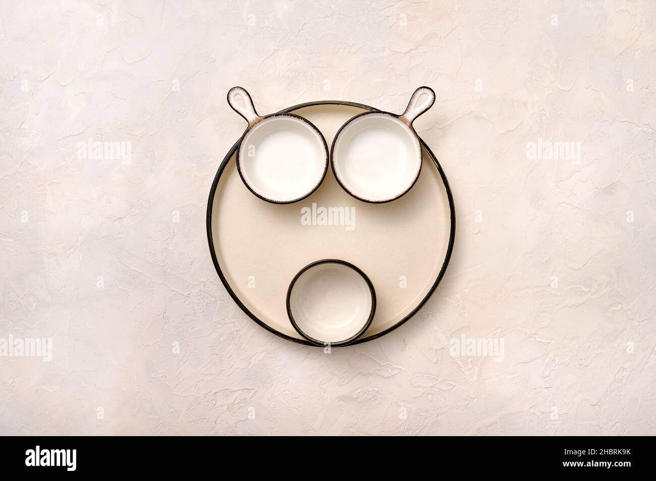 Empty face hi-res stock photography and images - Alamy