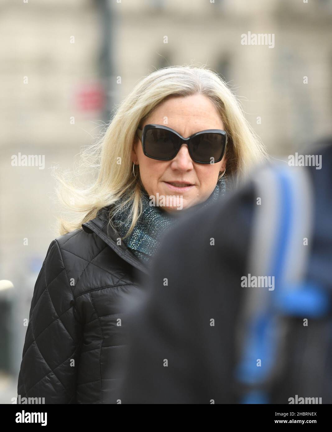 Defense attorney Laura Menninger arriving at the federal courthouse in ...